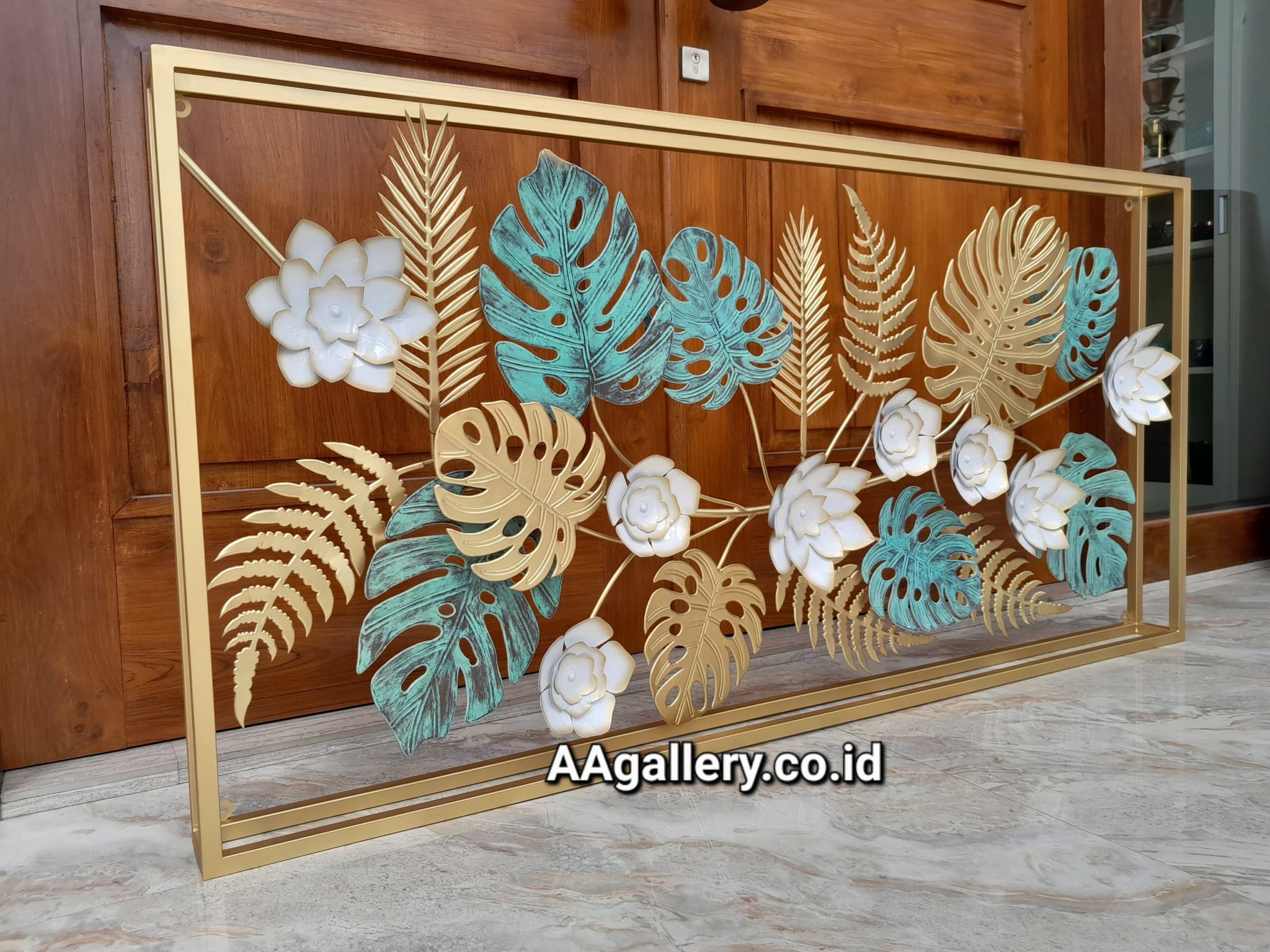 ornamen daun dan bunga dari kuningan (4) – Blog AA Gallery